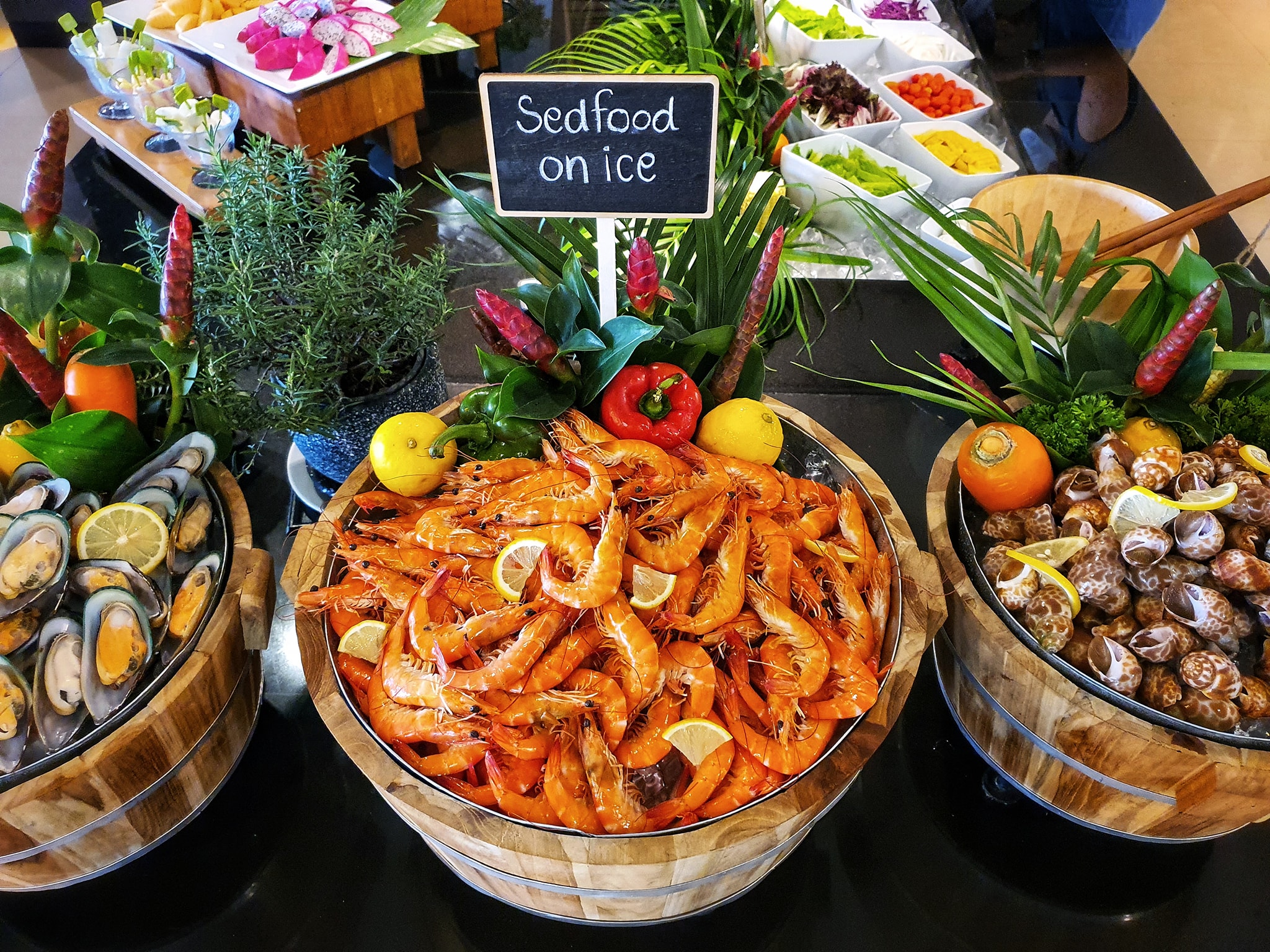จัดไหม? BBQ SEAFOOD บุฟเฟ่ต์ ดินเนอร์ ที่ไอบิส กรุงเทพ ริเวอร์ไซด์ ...